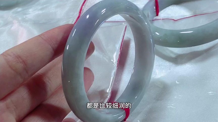 翡翠紫罗兰手镯,价格让小云太惊讶了!你们觉的如何