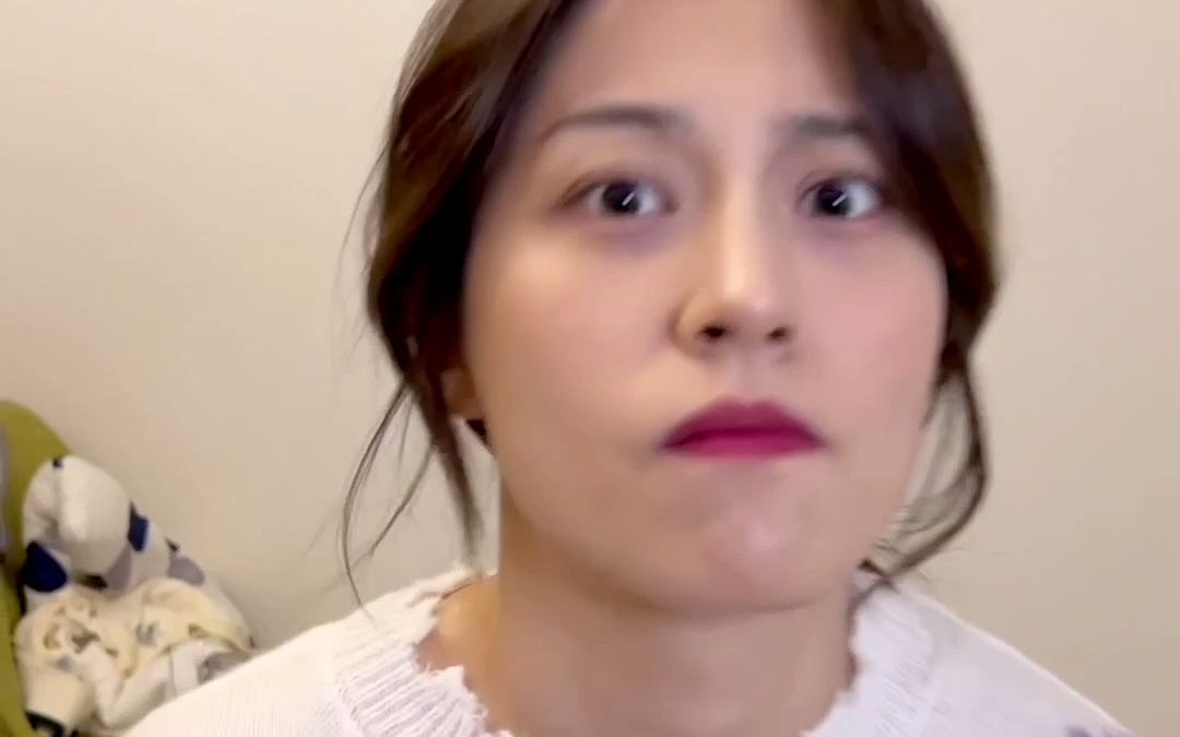 当我跟女朋友说我要给女同桌买礼物