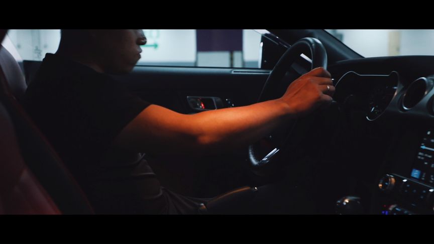未来电动车会普及每个家庭,但V8不会#抖音汽车