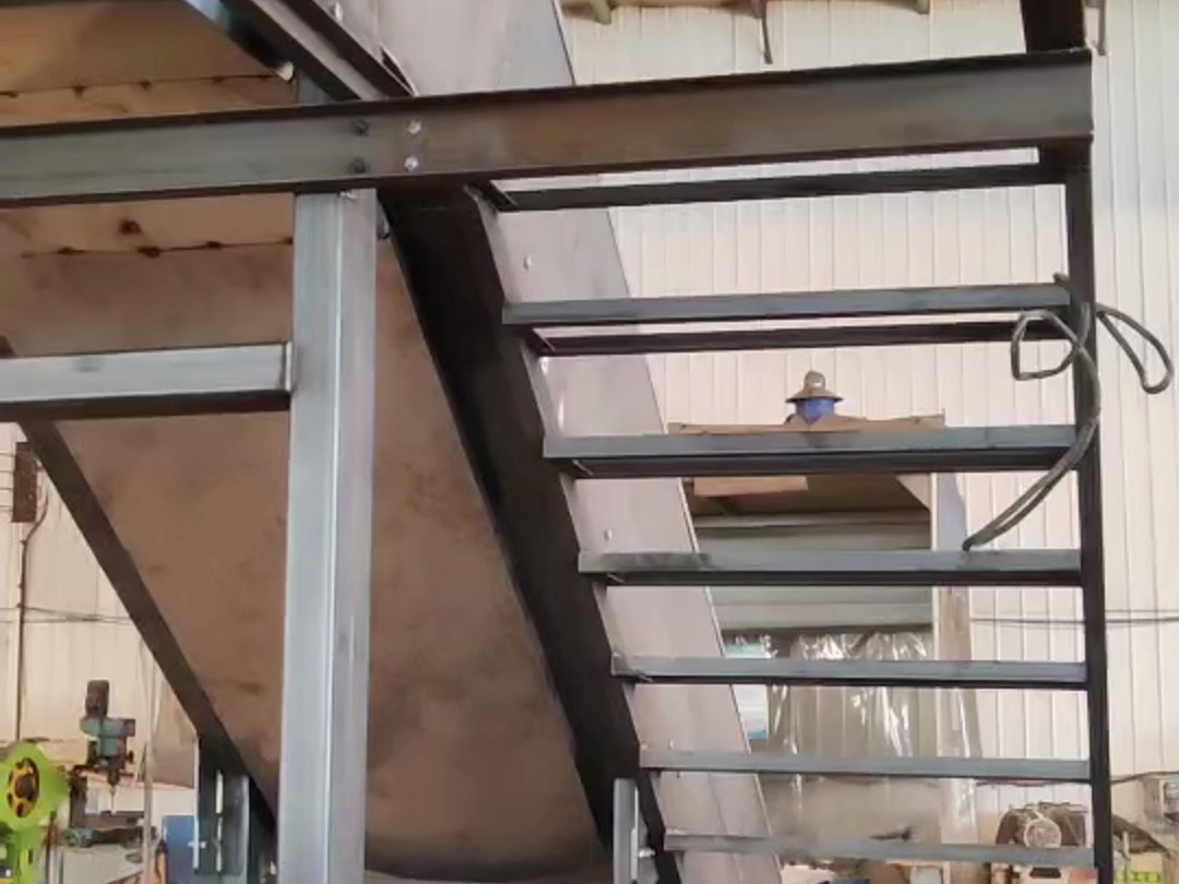 不锈钢输送机,助力企业生产