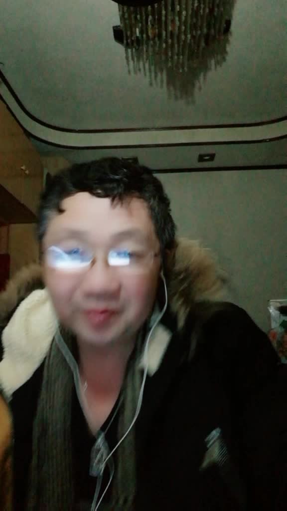 怎样模仿羊的叫声让声音进入头腔唱高音。