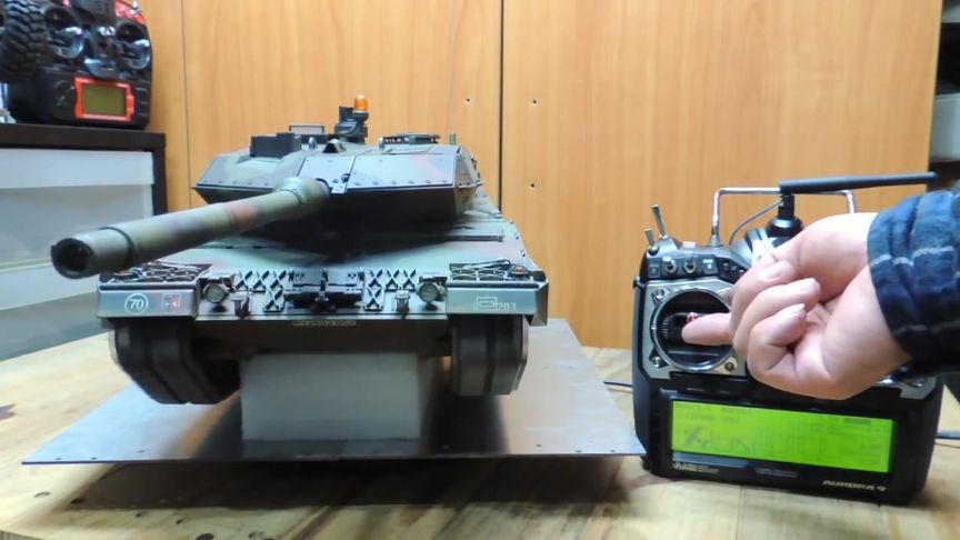 坦克模型功能演示!