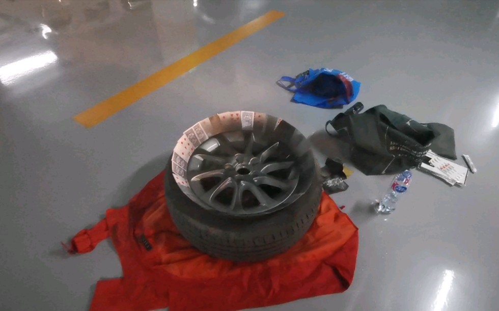 帮小姐姐修车之#轮毂喷漆#