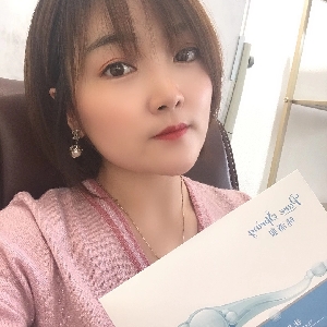 纯小艾123 