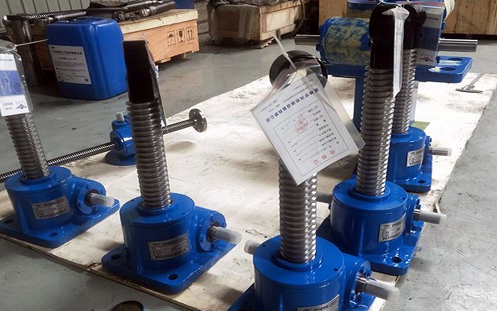 【设计解答】设计重型滚珠丝杆升降机,丝杆参数如何计算?