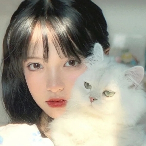 小白兔不吃糖i 