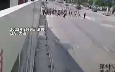 广州大连理发师投资失败,报复社会开宝马撞人致5死8伤案一审宣判,...