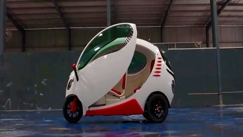 “智能”电动三轮车!车内带指纹识别,全封闭代步最好!