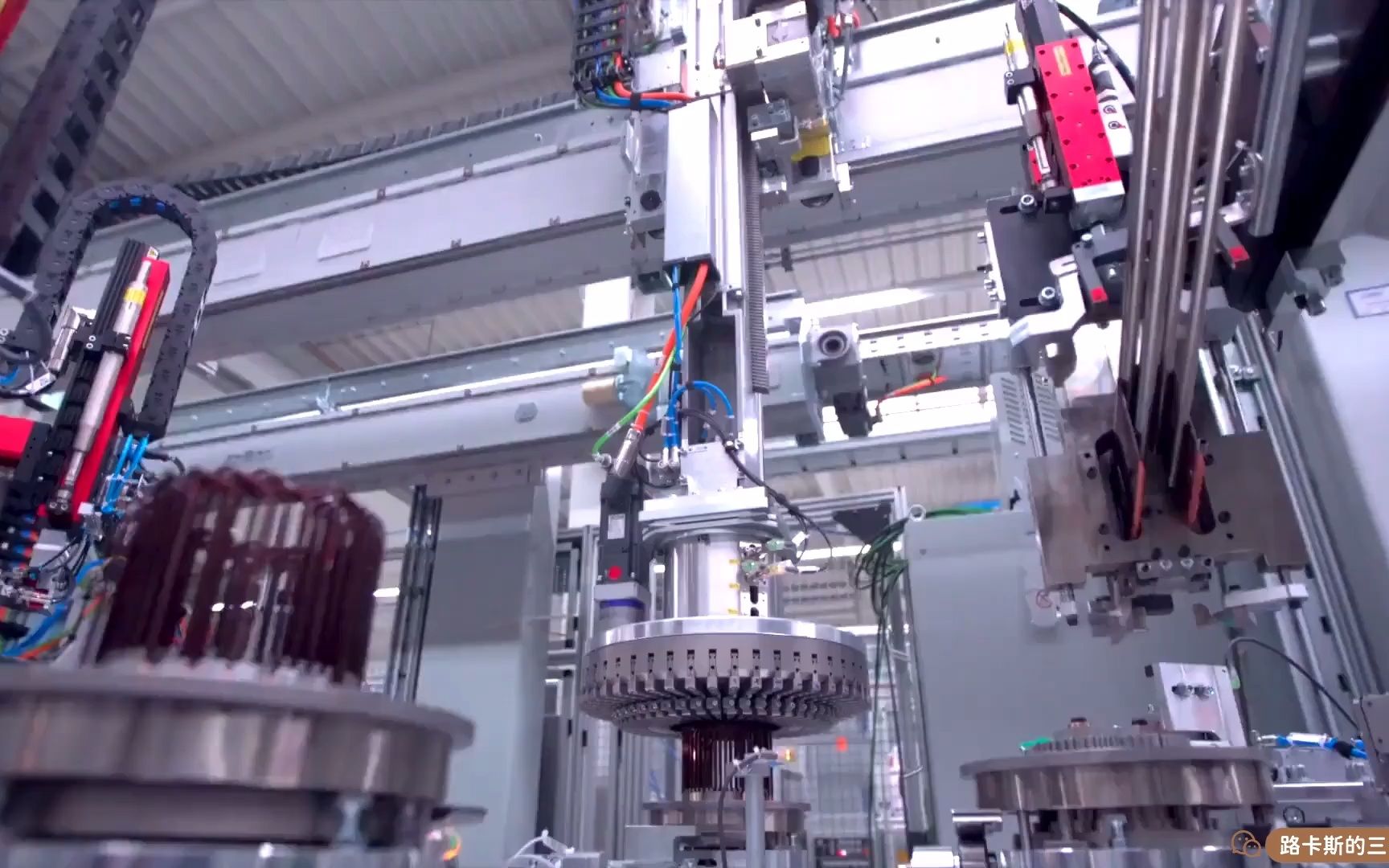 和特拉斯一样的扁线电机(发卡/Hair-pin)定子装配过程