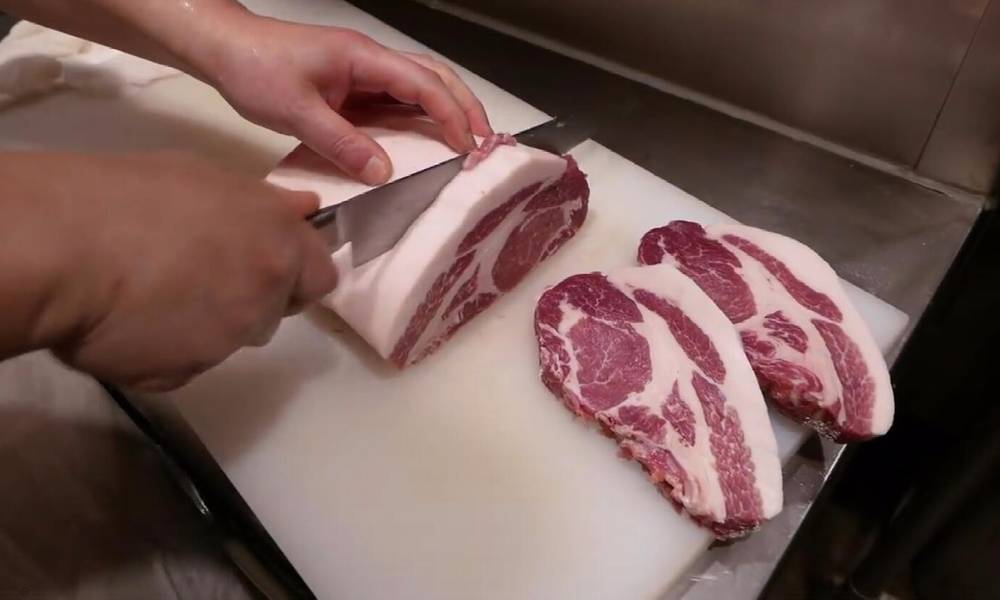 猪排骨还能这么做,那还吃什么牛排啊,第一次见这么好吃的猪排