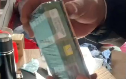 猛男弟弟手撕开箱,内存性价比王者,RECC服务器内存1333频率4g,X99...
