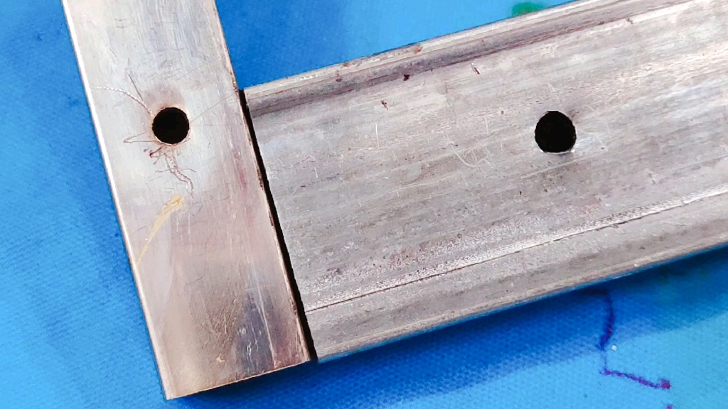 普通的高速钢钻头到底能不能钻不锈钢?很多水电工都有这样的误区