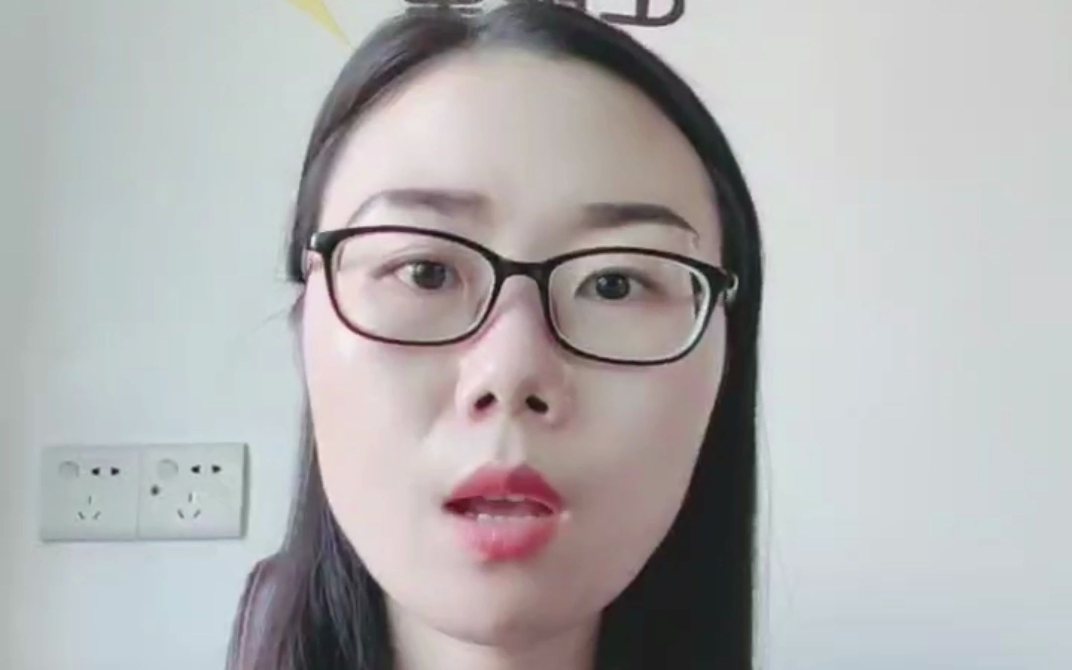 ...可以享受国际的教育和医疗。做生意呢货币也可以自由兑换,并且享