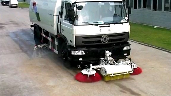 【福龙马】FLM5162GSL清洗扫路车