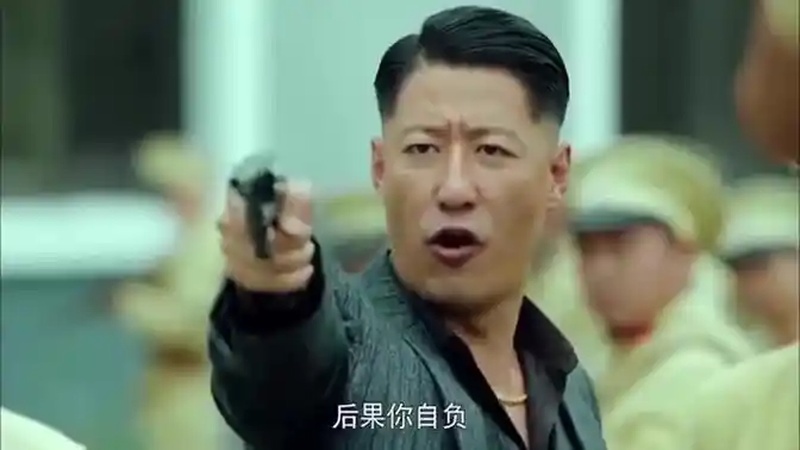 不可能完成的任务:特务抓黑老大女人,黑老大暴怒,端了特务老巢