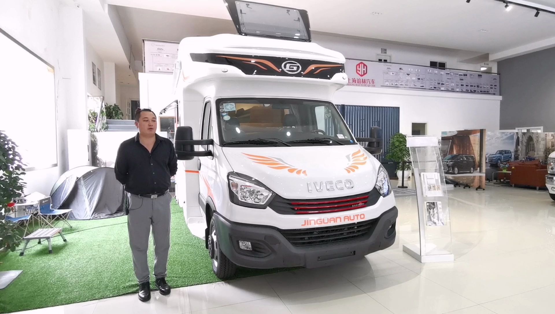 新款南京依维柯C型无拓展房车 依维柯欧胜商务房车