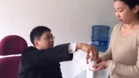 倒茶礼仪《华英雄说礼仪》系列1