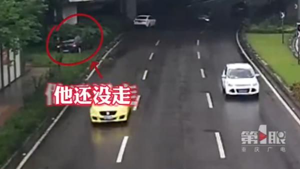 一前一后,重庆一弯道一分钟内连续发生两次交通事故