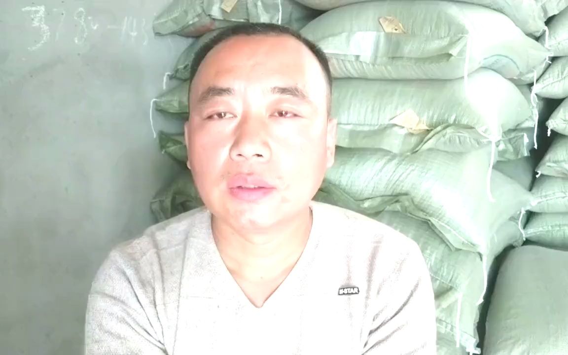 返乡农夫投资一百二十万左右的养猪场,一年到底收益怎么样?