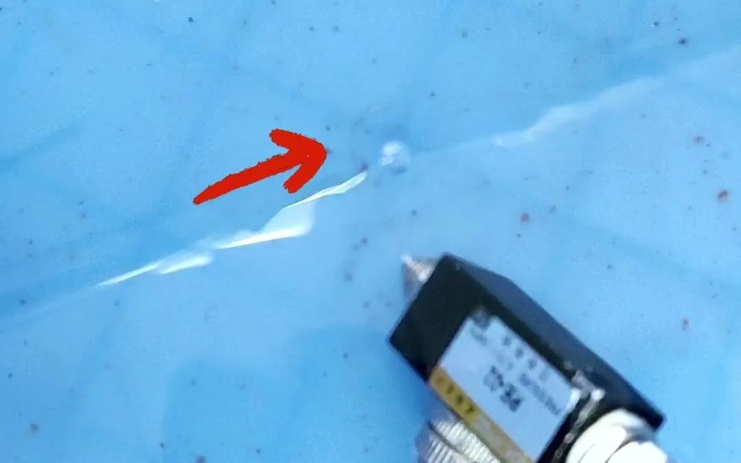 工业阀门泄漏测试过程,流量检测仪精度高检测快,为国产气密性检测仪...