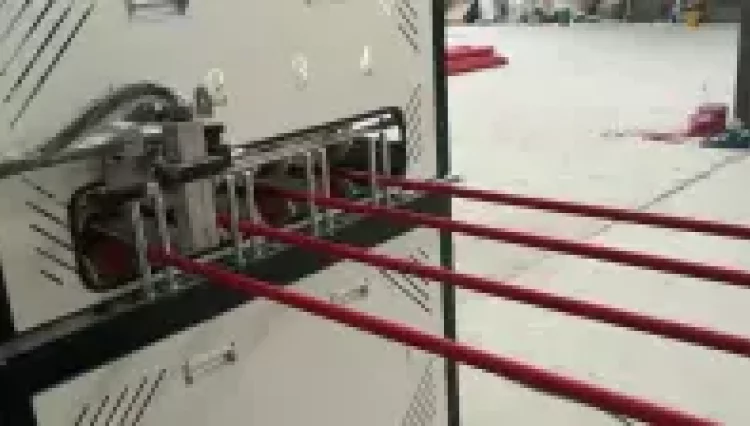 一出四pvc穿线管设备