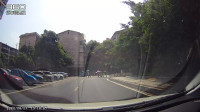 交通安全注意事项,十字路口,开车要注意安全