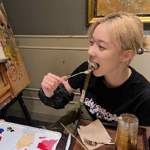 一只咩咩7 