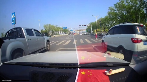 出行请注意交通安全注意行车安全安全一文明驾驶文明驾驶安全出行