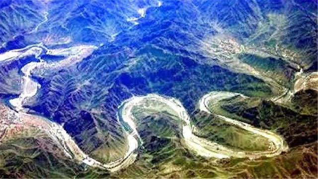 为何河流都是弯曲的?动画演示发展过程,终于...