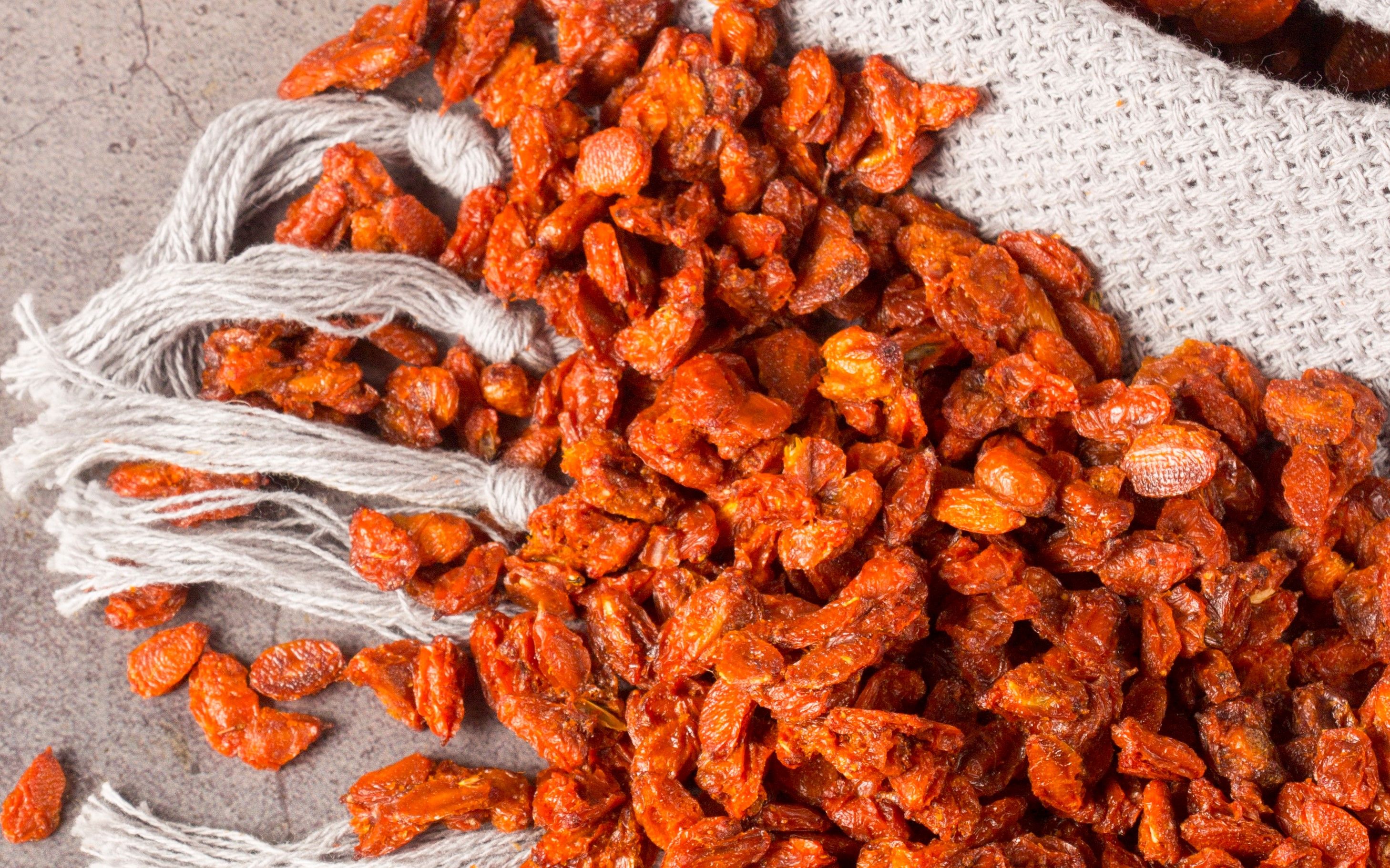 果干也有油?沙棘果干营养丰富,多种吃法健康每一天!