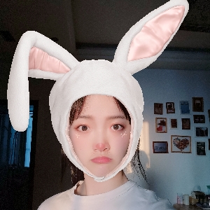 Claudia辣辣 