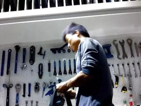 自行车车胎拆装补教程(捷安特郴州旗舰店)