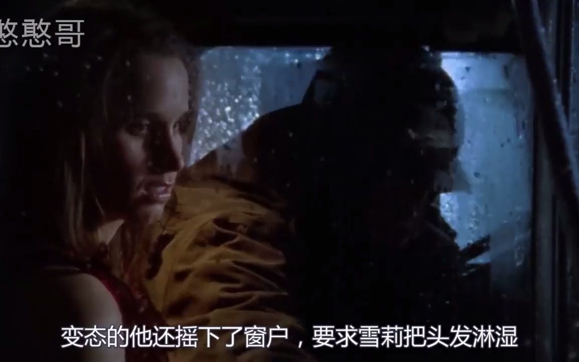 在荒漠公路上,出现一个变态司机,开卡车疯狂猎杀路人,惊悚电影