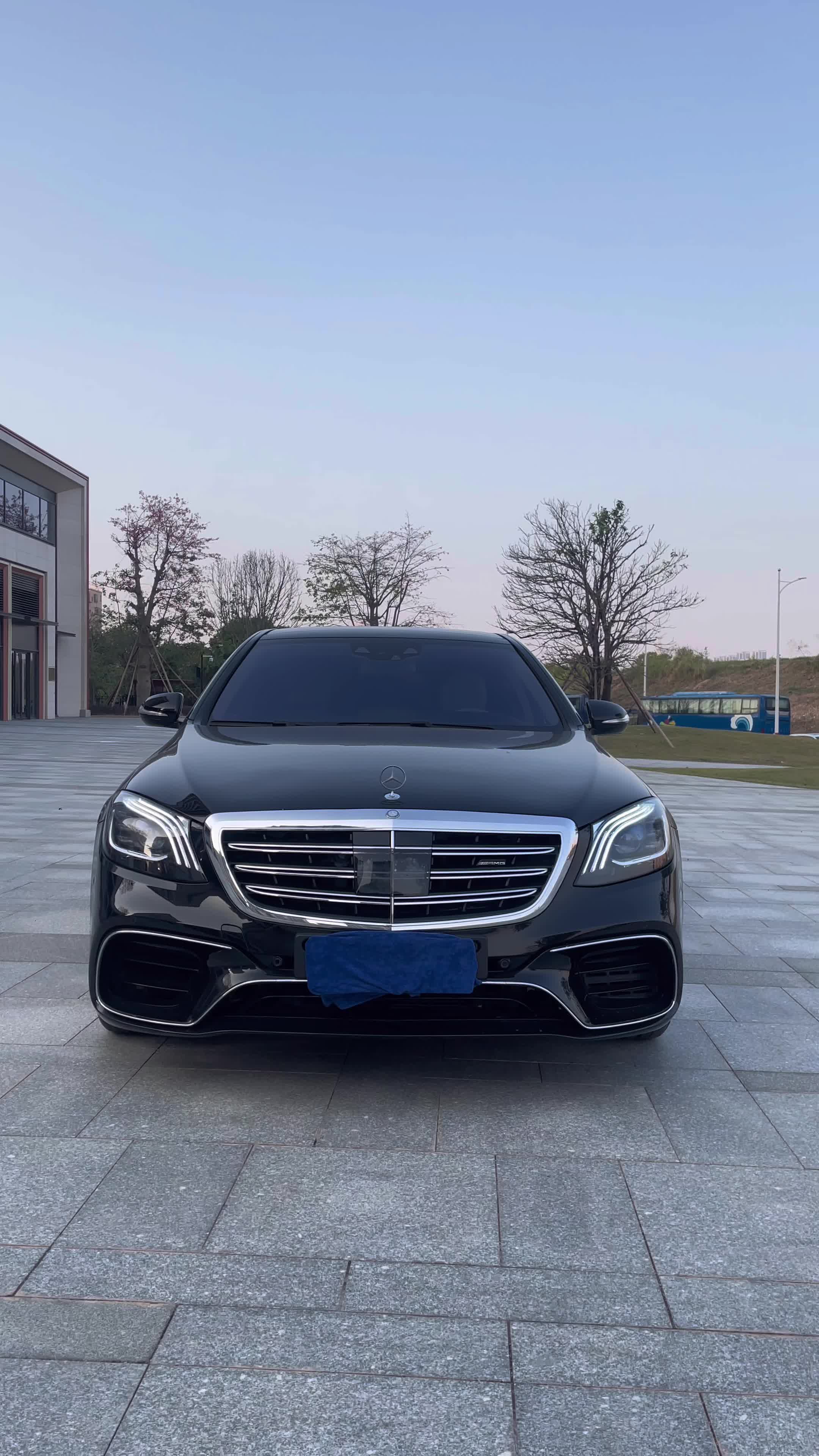 ...4MATIC 5.5T双涡轮增压 五按键 黑色米内 无匙进入无匙启动ACC...