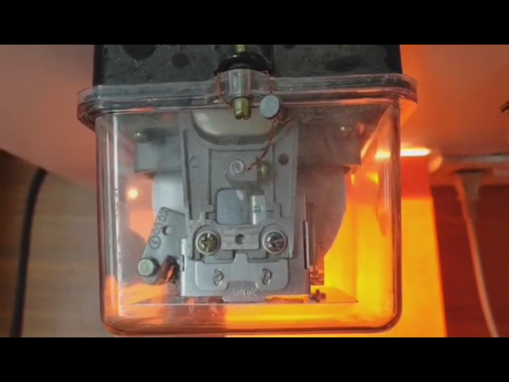 人教版9年级全一册18.1节《电能 电功》第一课时 “新课引入”