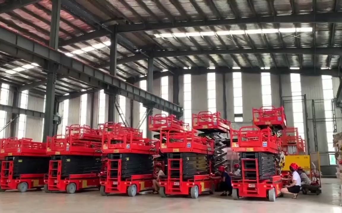 全自动升降平台电动自行走升降车移动高空作业平台 自行式升降机...