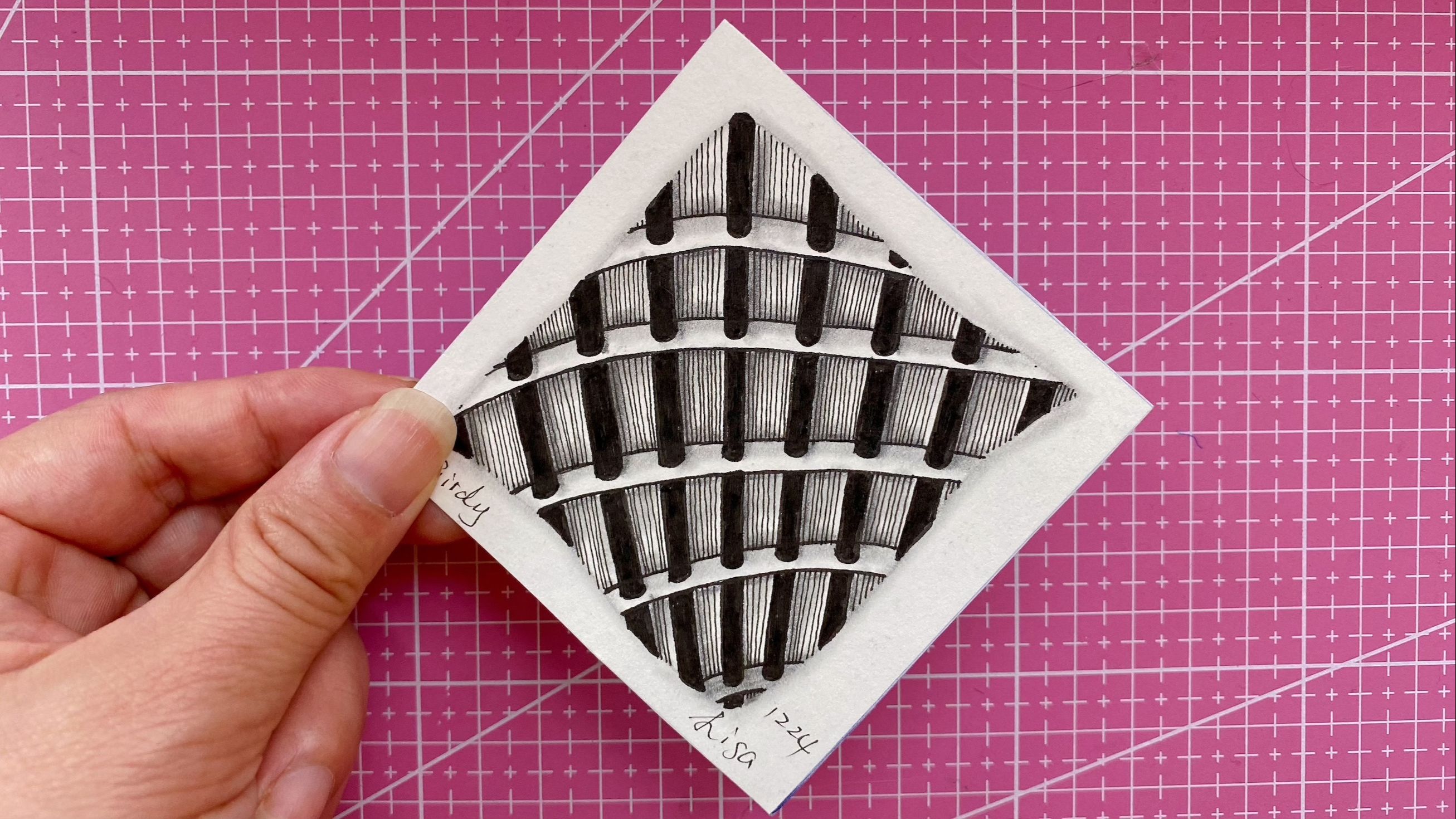 禅绕画| 基础图样Girdy 探索禅绕画世界:基础图样教学