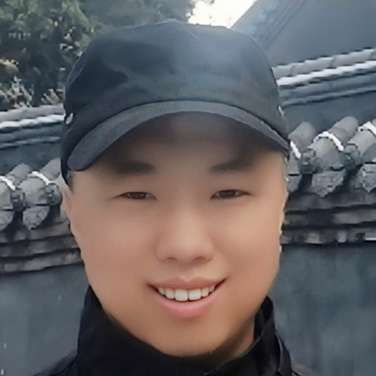 我是陈利伟 