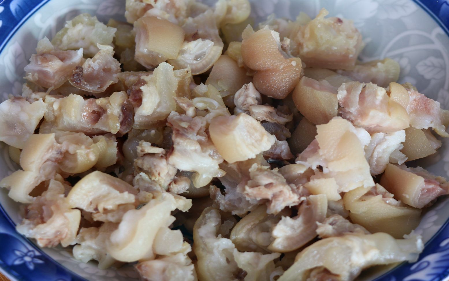 吃了这么多的猪蹄,这是这样做最好吃过瘾,鲜香可口还开胃下饭