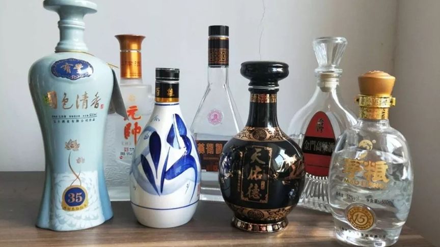 4种简单鉴别白酒品质的方法,以后别买到假酒了