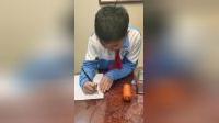 #学科交叉#测量不规则物体的体积 用长方体容器测量胡萝卜的体积 ...