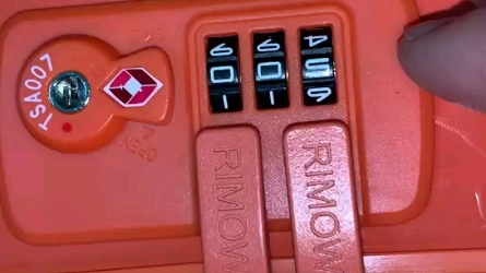 忘记密码,太难!日默瓦旅行箱不用密码的开箱方式