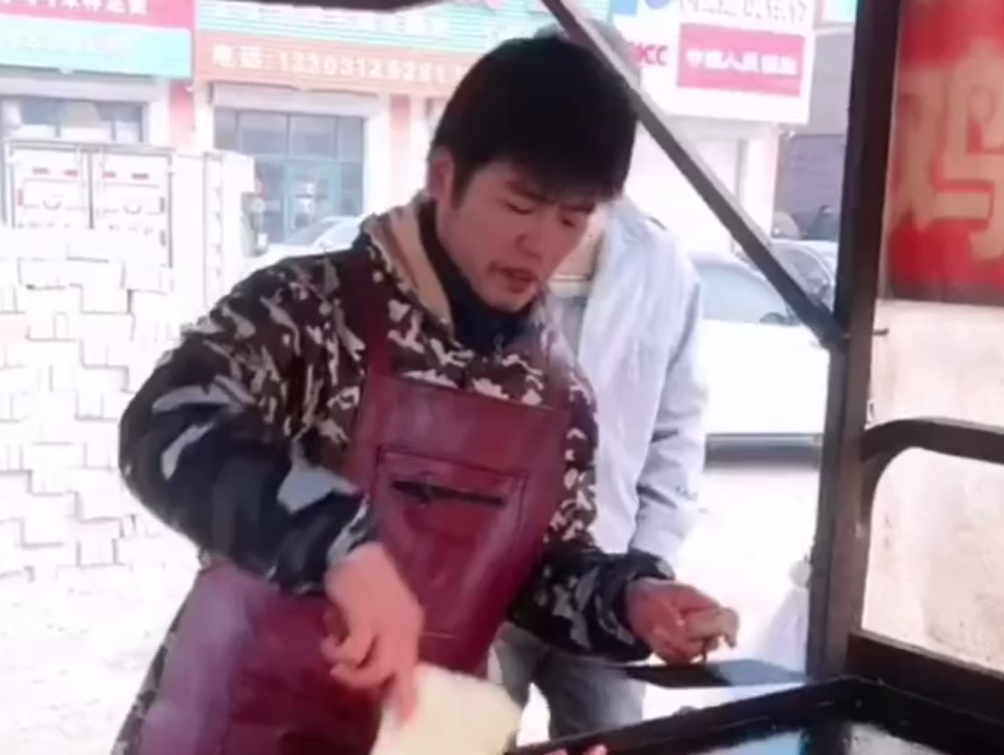 周杰伦还是在周杰伦模仿比赛中屈居亚军