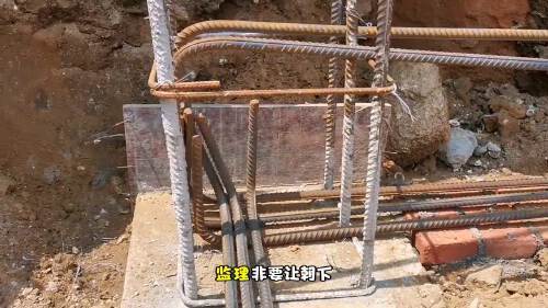 地梁箍筋开口方向大揭秘!做错这一步,房子就危险了!