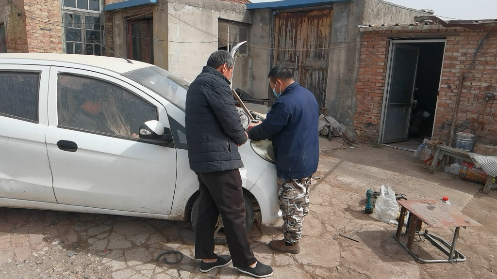 今天给阳信县老哥维修一台道爵电动车增程器分享怎样排除故障