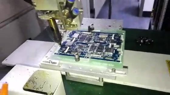 平板电脑主板焊座子自动焊锡机视频