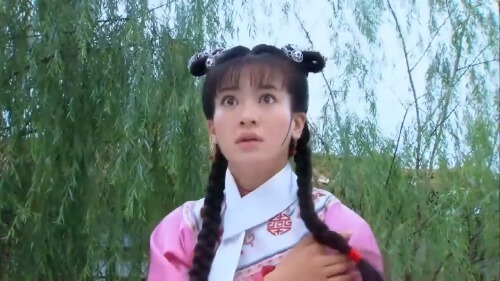 新还珠格格:小燕子是真胆大,不仅带令妃疯,还敢调侃皇上