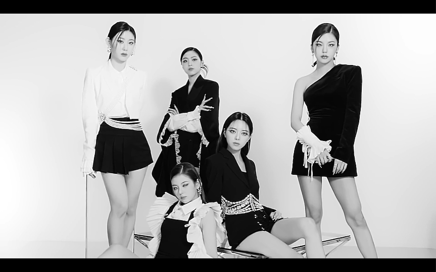 ITZY回归预告!猫猫拯救世界