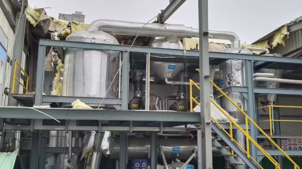 二手钛材蒸发器全套设备长期出售转让。咨询热线156-156-78981