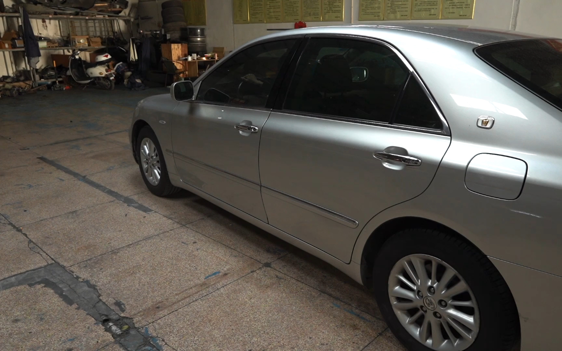 丰田网红车 皇冠仪表台修复